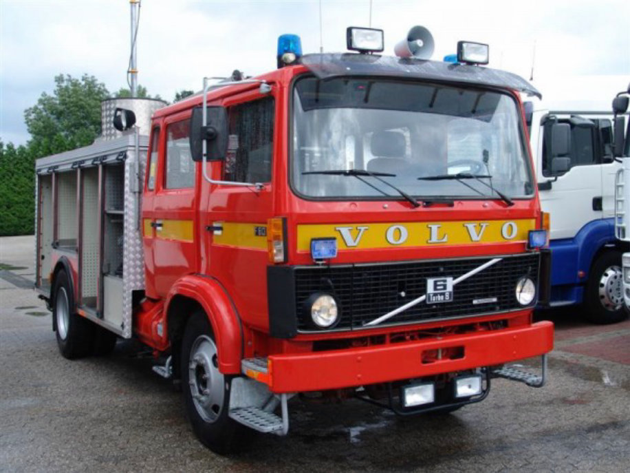 VOLVO F613, Lorry and Bus Service and Repair Manual